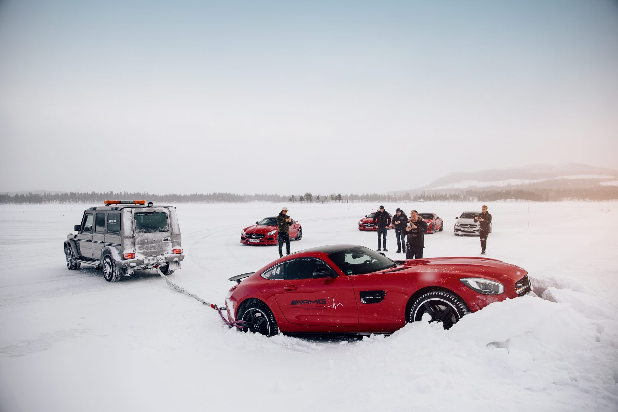 When you get stuck in the snow in your Mercedes-AMG GT S - Shiftndrive